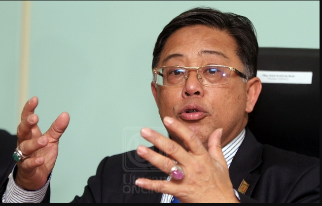 Cuepacs: Sale of MyKad to foreigners is a betrayal