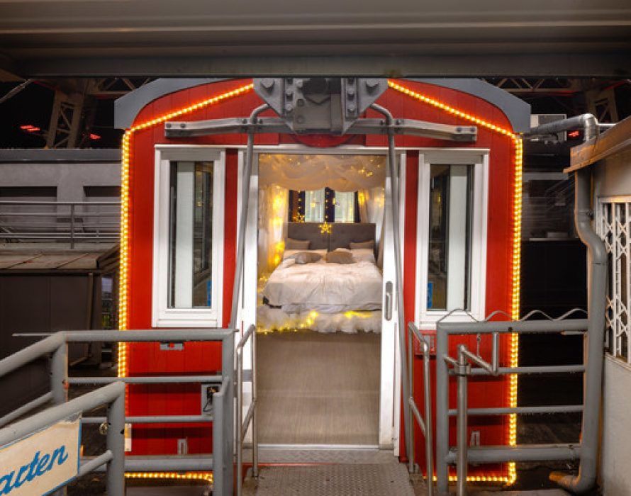 Floating on Cloud Nine: Emma Transforms Ferris Wheel Carriage into a ...
