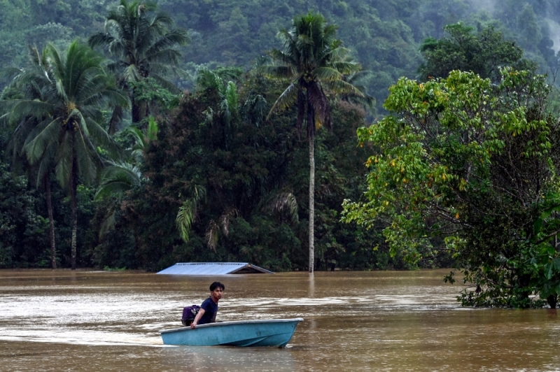 In Terengganu, 13 rivers exceed danger level - The Leaders Online